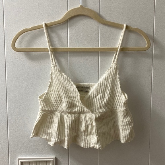 Urban Outfitters | Tops | Urban Outfitters S Cross Flutter Cropped ...
